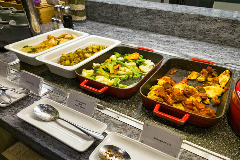 【Review】Plaza Premium Lounge gateway@klia2 in Kuala Lumpur - The Local ...